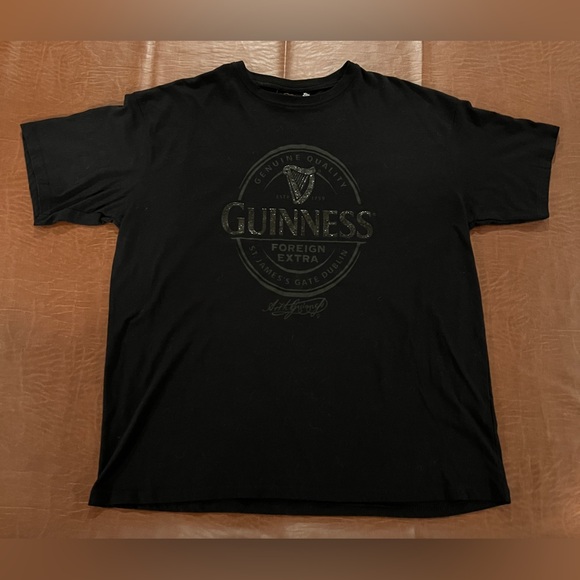 Guinness | Shirts | Guinness Official Mens Logo Short Size Xl | Poshmark